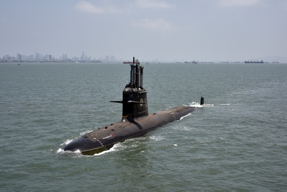 FW-MAG Future Warfare Magazine - shownews - Indian Navy Boosts Combat ...